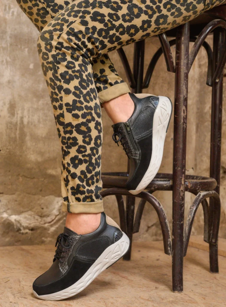 Buy your Wolky Bounce - black combi leather shoes online